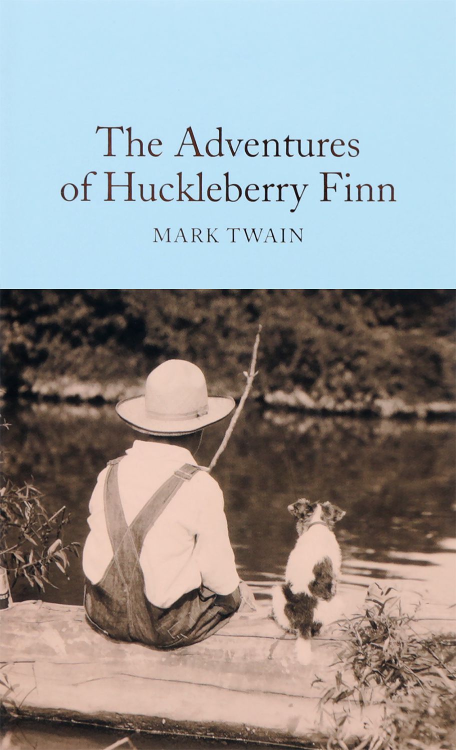 The Adventures of Huckleberry Finn - Mark Twain - книга - store.bg