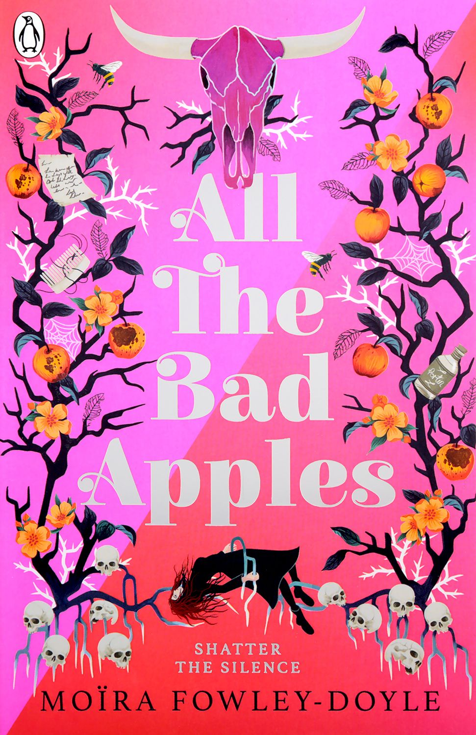 All The Bad Apples - Moira Fowley-Doyle - книга - store.bg