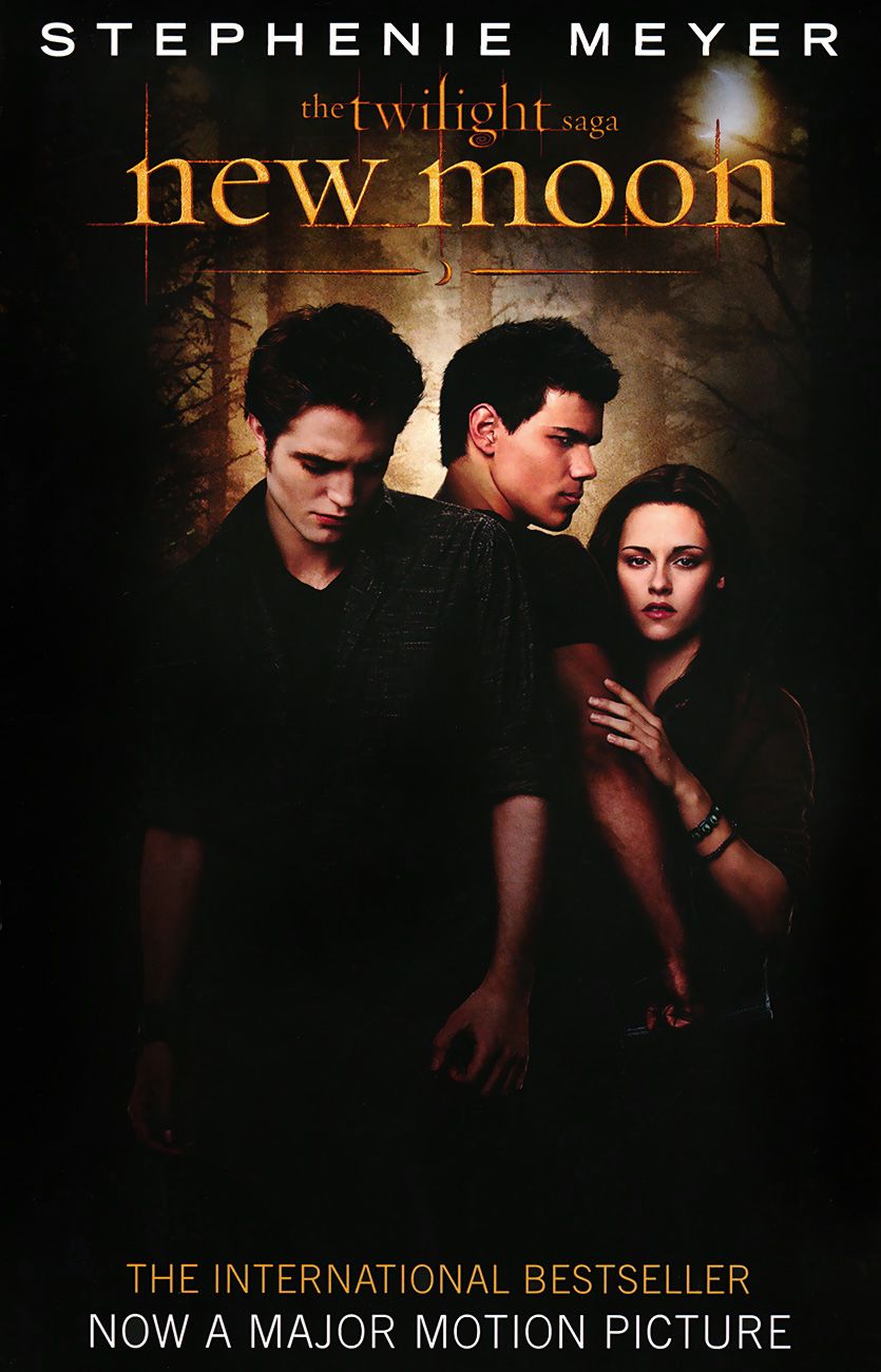 Twilight - book 2: New Moon - Stephenie Meyer - книга - store.bg